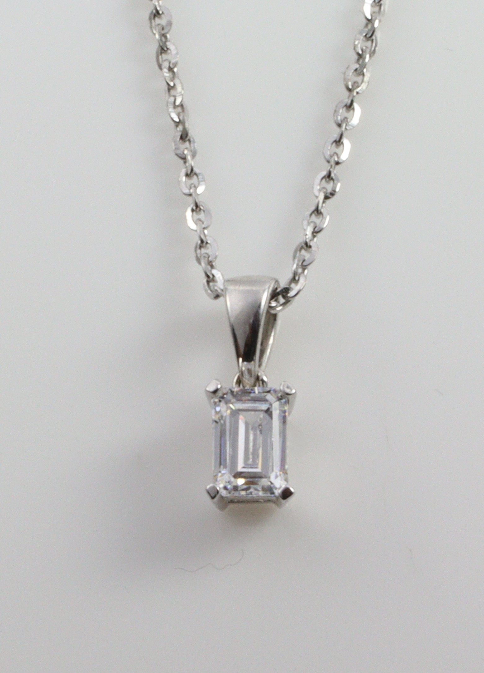 Stg/silver Zirconia Pendant – Jewelcraft Website